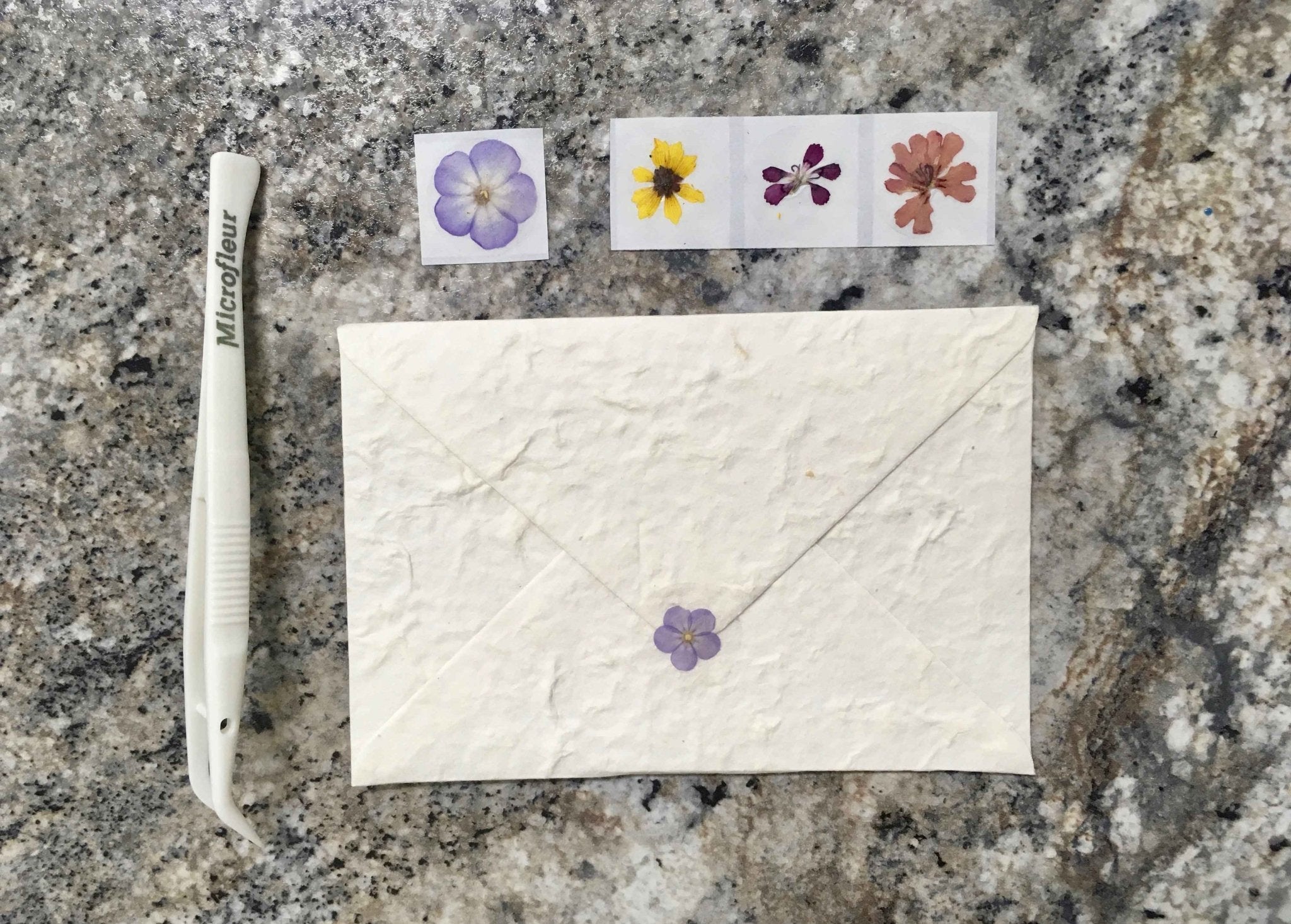 Pressed Flower Stickers | DIY | Microfleur